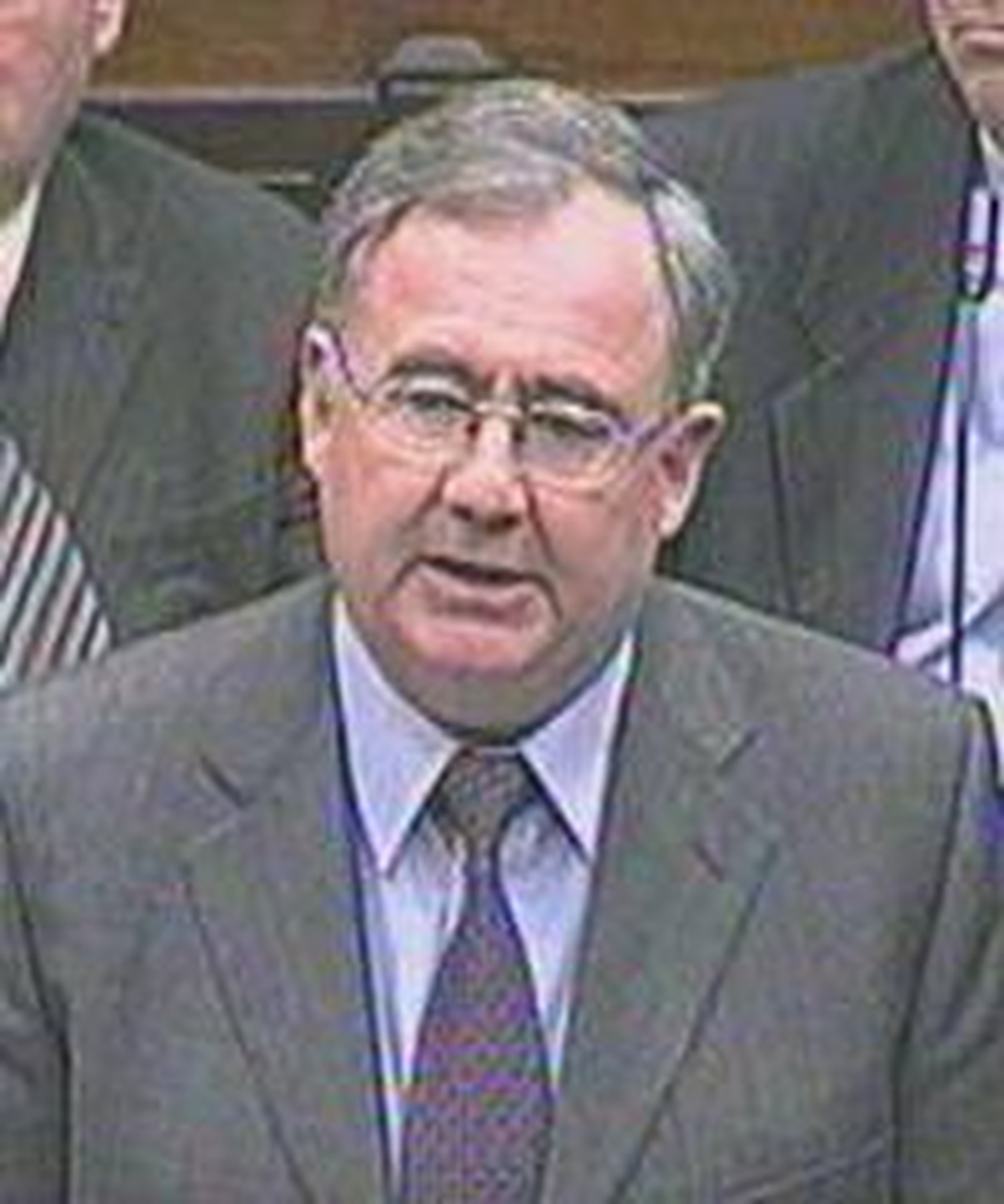 Rabbitte addresses Labour conference