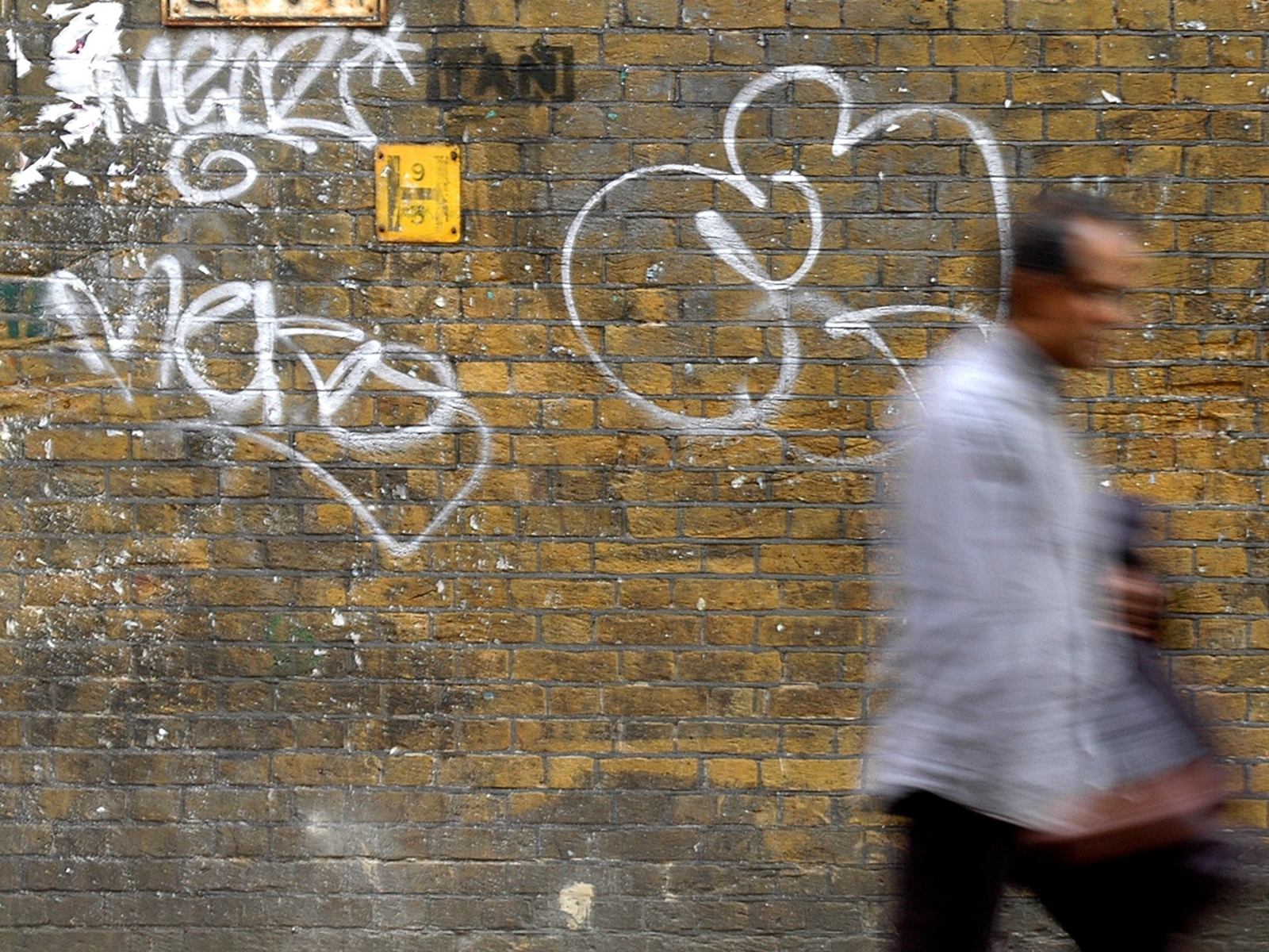 €3.75m dedicated to fight graffiti