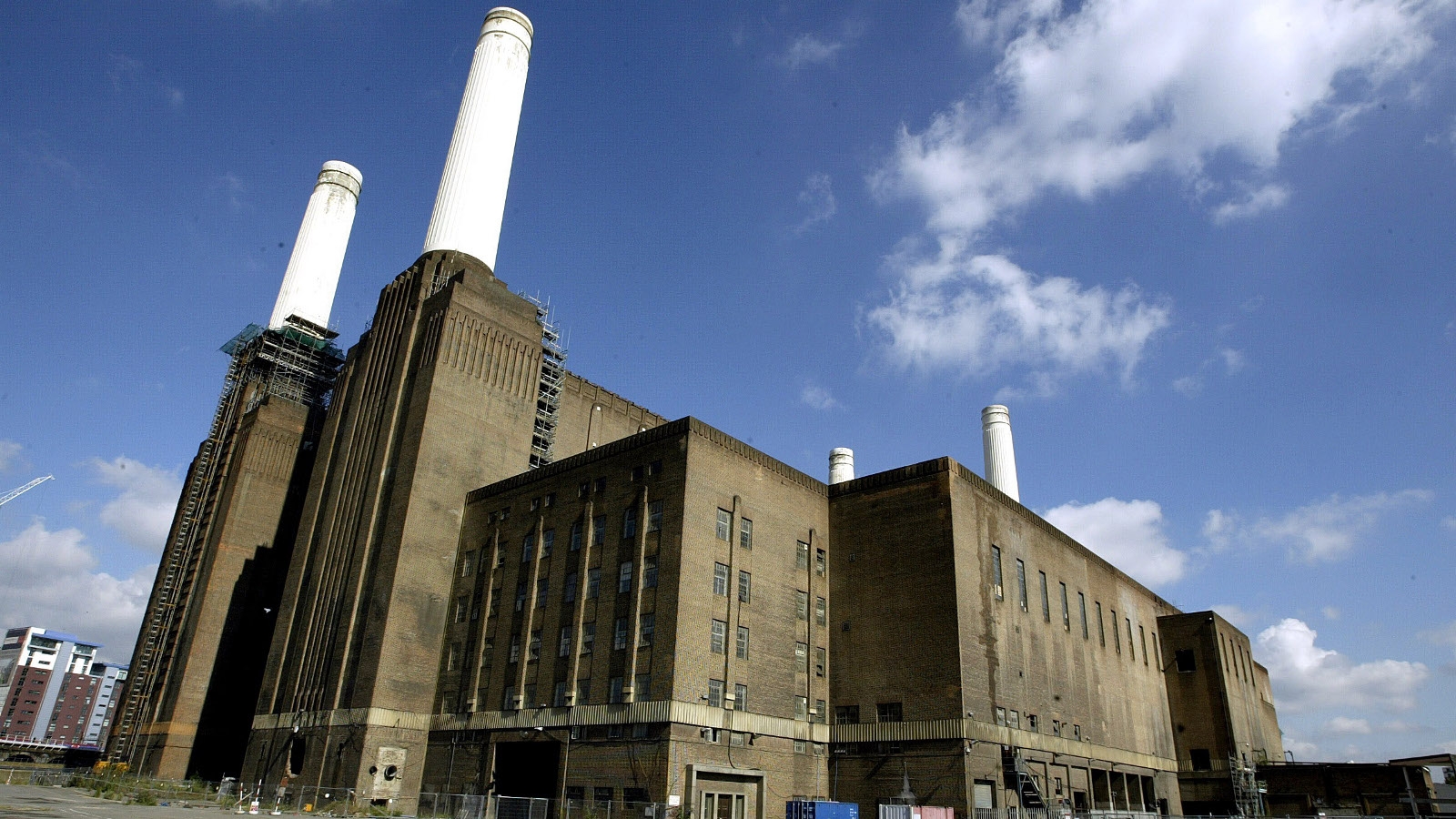 REO clears final Battersea hurdle