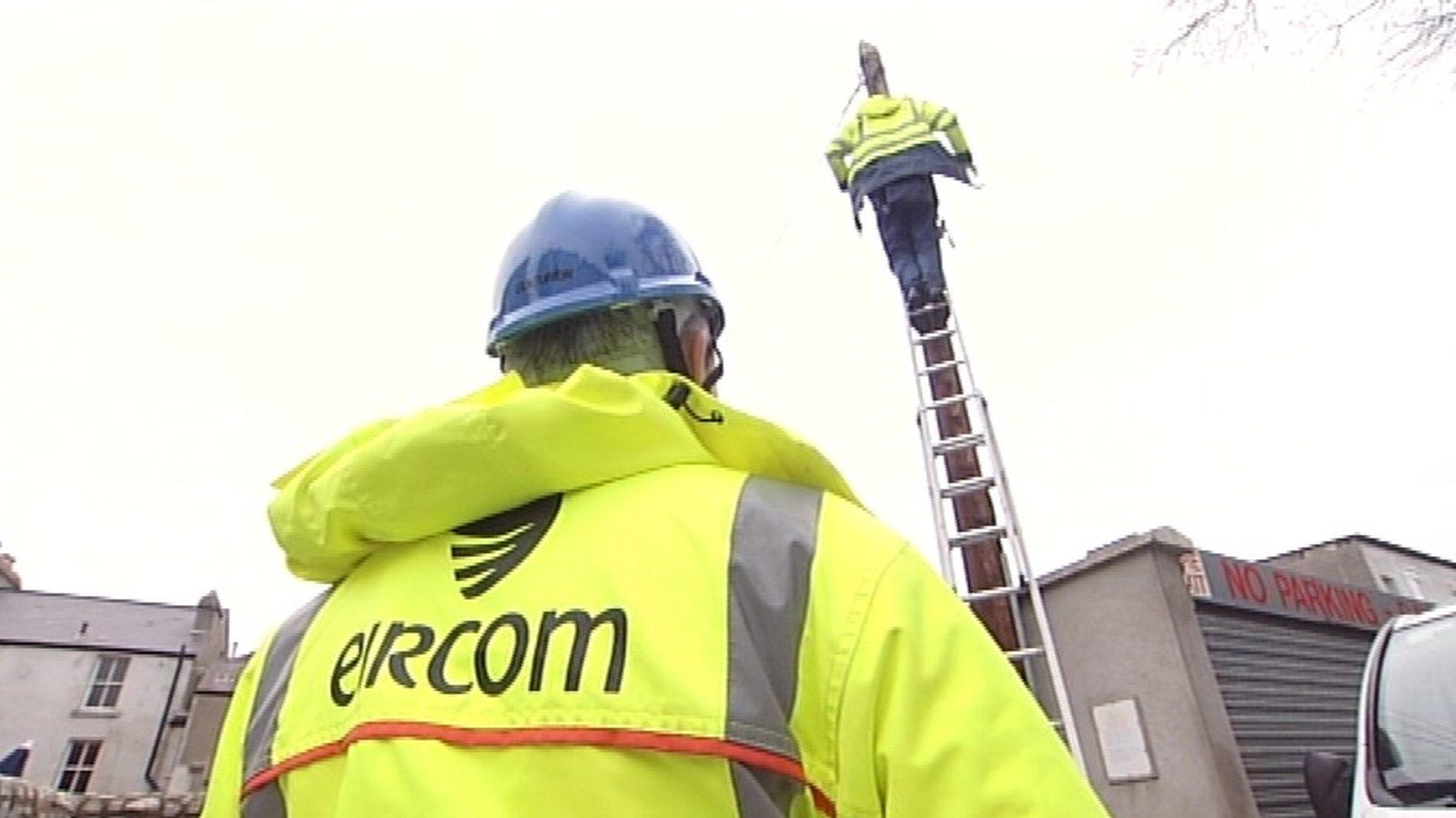 8,000 Eircom customers without services