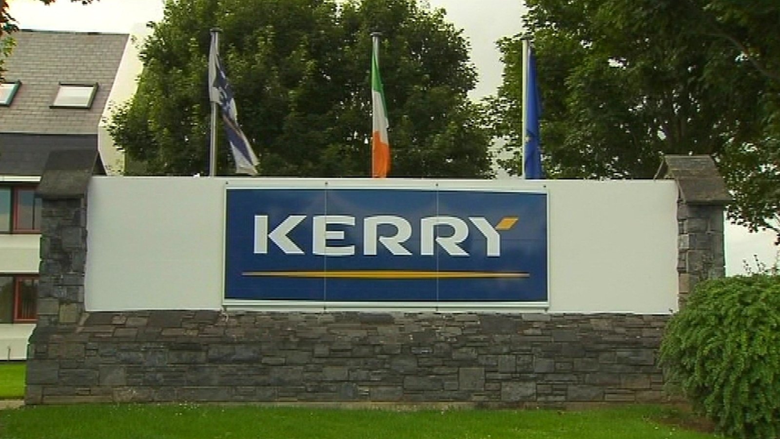 Picket action at Kerry Group HQ over redundant drivers