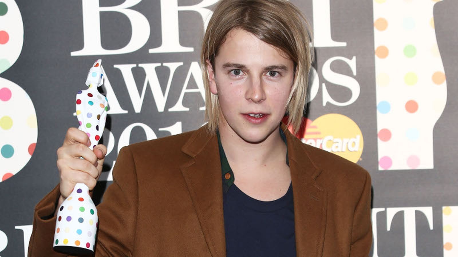 Tom Odell found dating Taylor Swift 'terrifying'
