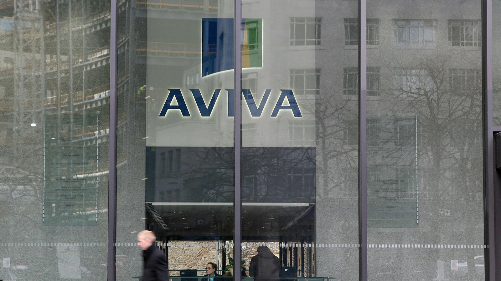Aviva set to cut 2,000 jobs worldwide