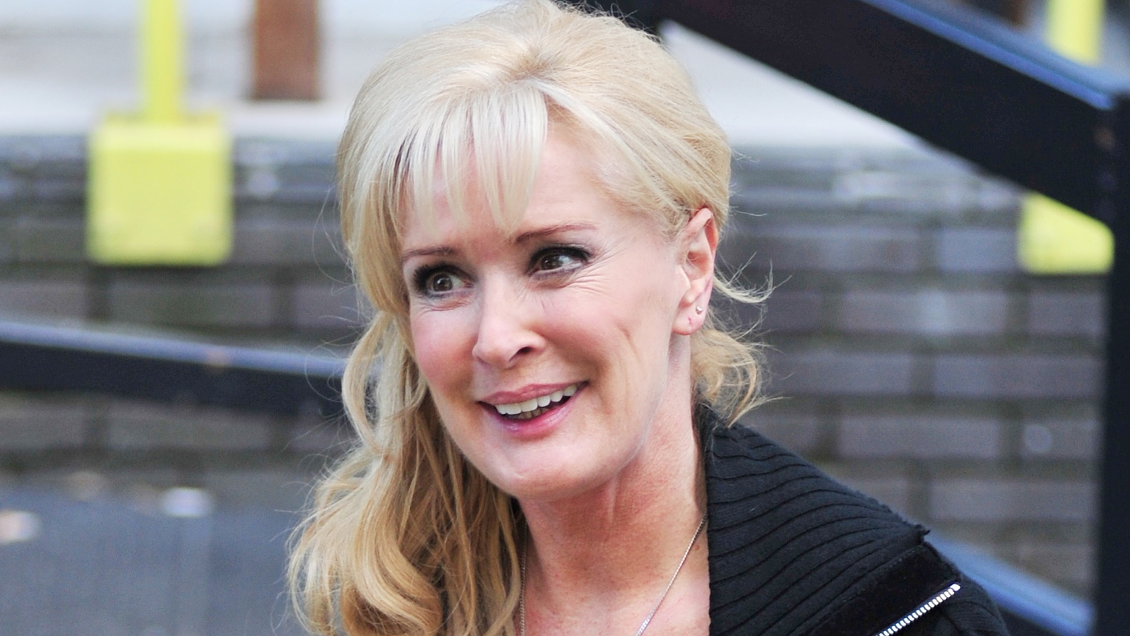 Corrie cast Liz McDonald's new man