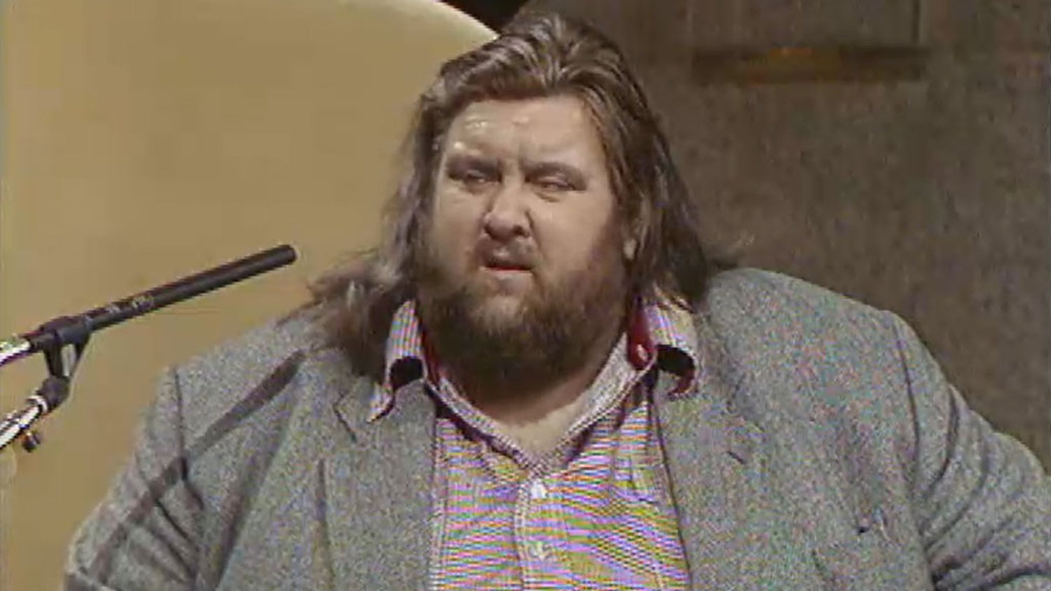 RTÉ Archives | Sports | Wrestler Giant Haystacks On Being So Large