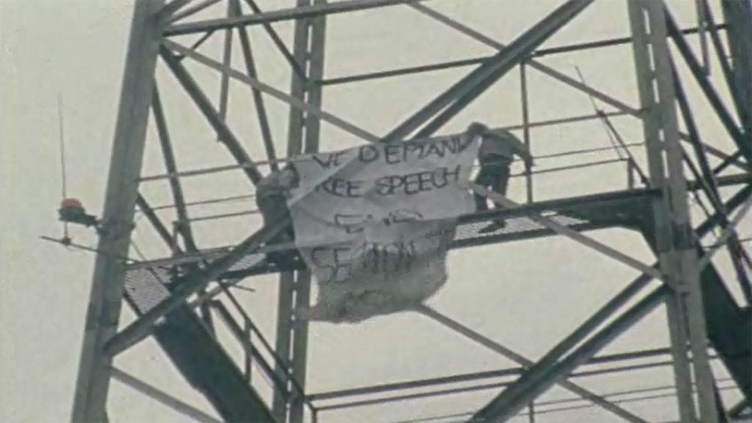 RTÉ Archives | Media | Sinn Féin Protest Climbs RTÉ Mast