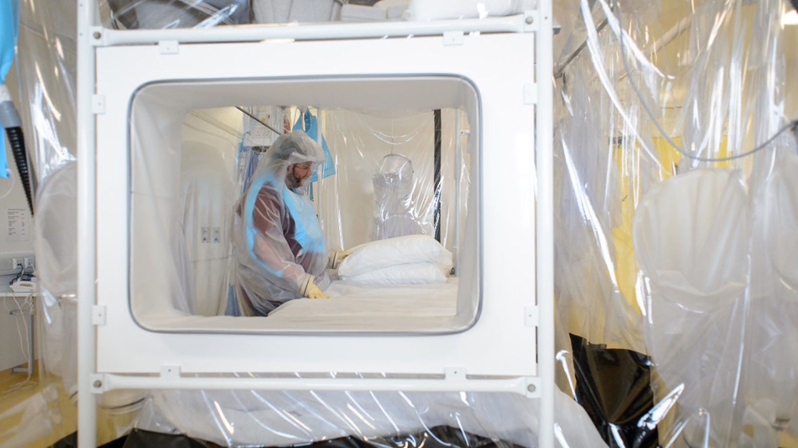 Senegal confirms first Ebola case