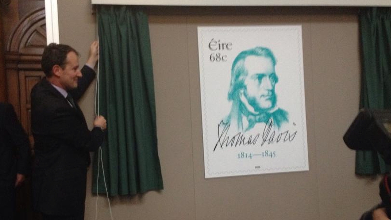 Thomas Davis stamp released for bicentenary