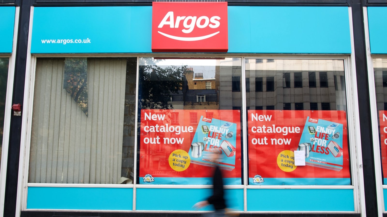 Home Retail sees sales at Argos improve