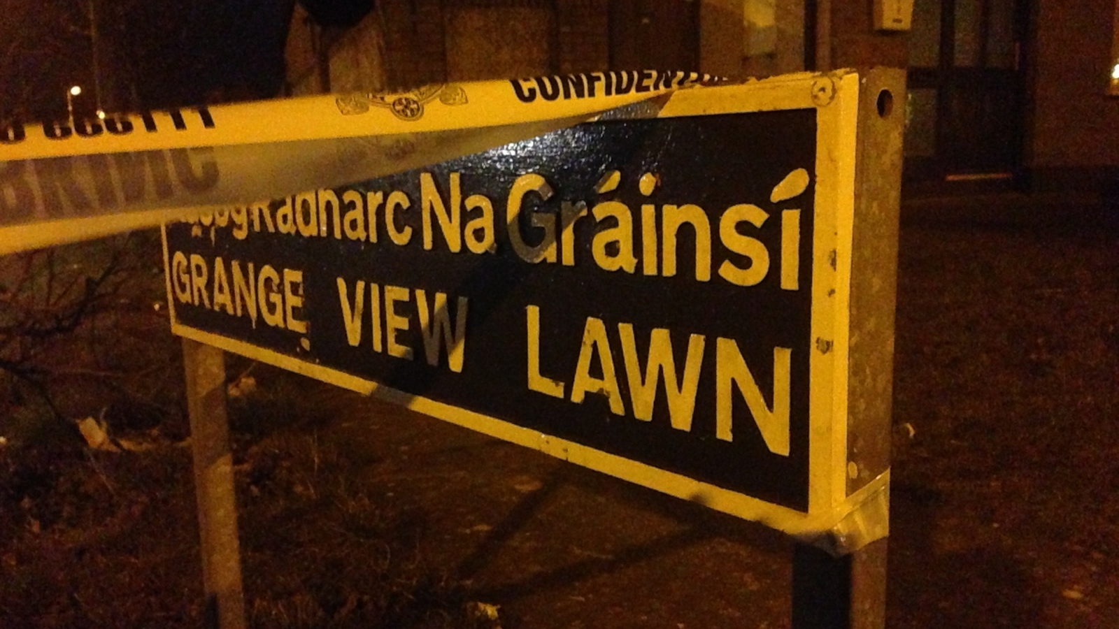 Fear agus bean caite i gCluain Dolcáin, Baile Átha Cliath
