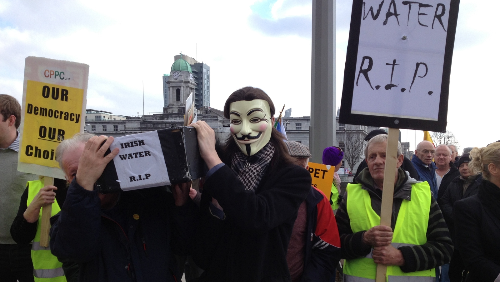 500 protest in Cork against water charges