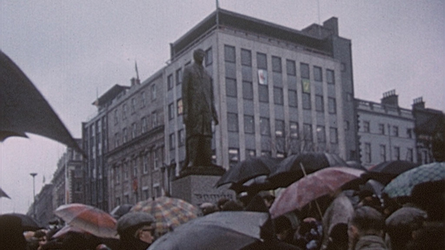 RTÉ Archives | War and Conflict | Thomas Davis Statue Unveiled