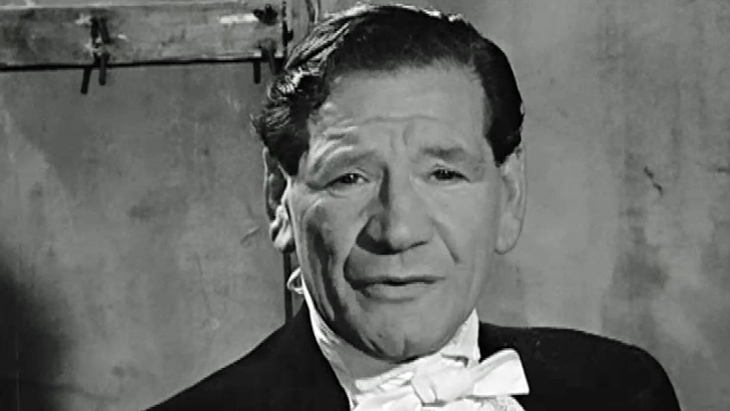 RTÉ Archives | Arts and Culture | Strolling Players And Theatre Fit-Ups