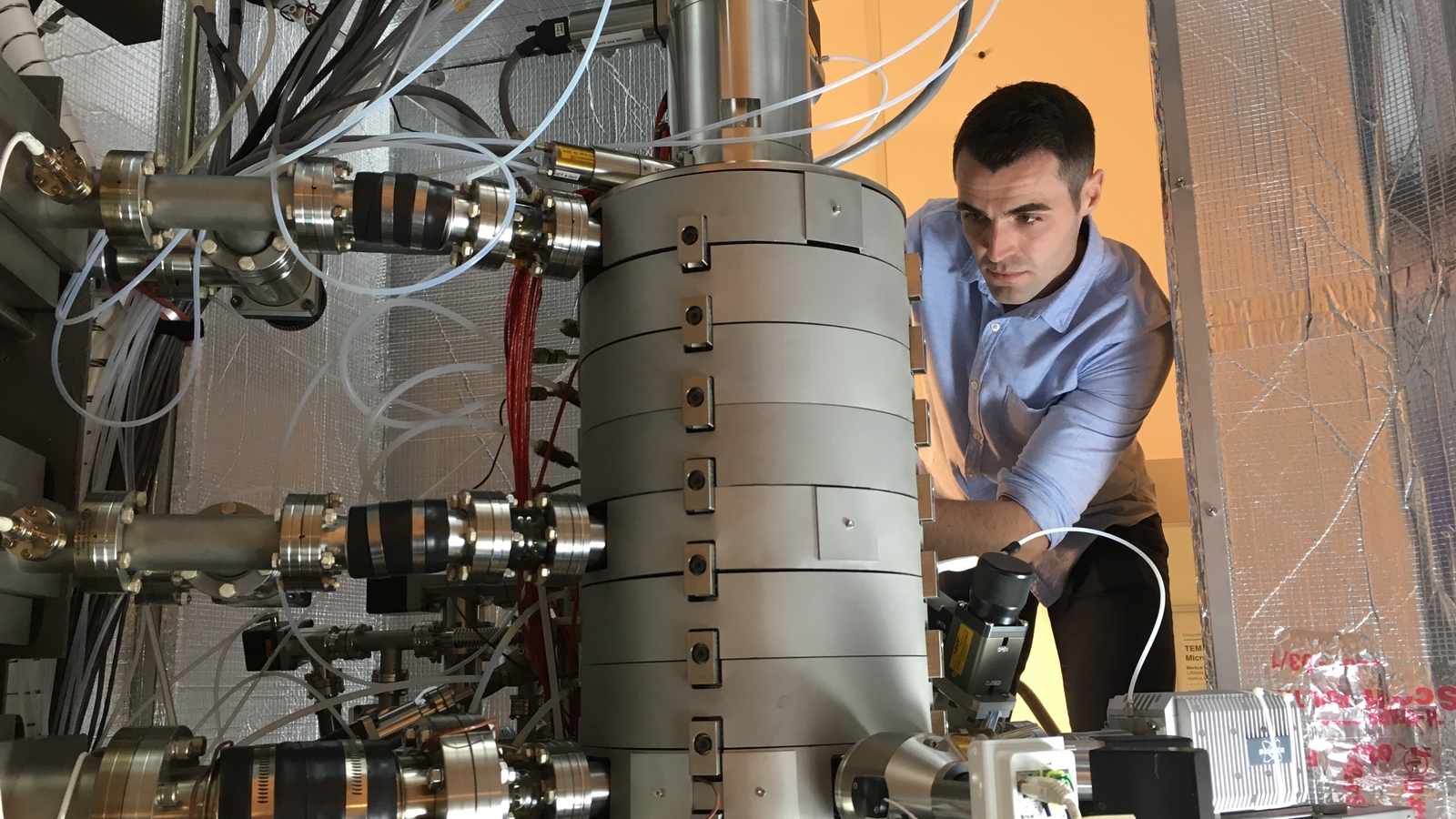 Most powerful microscope in Ireland at Trinity