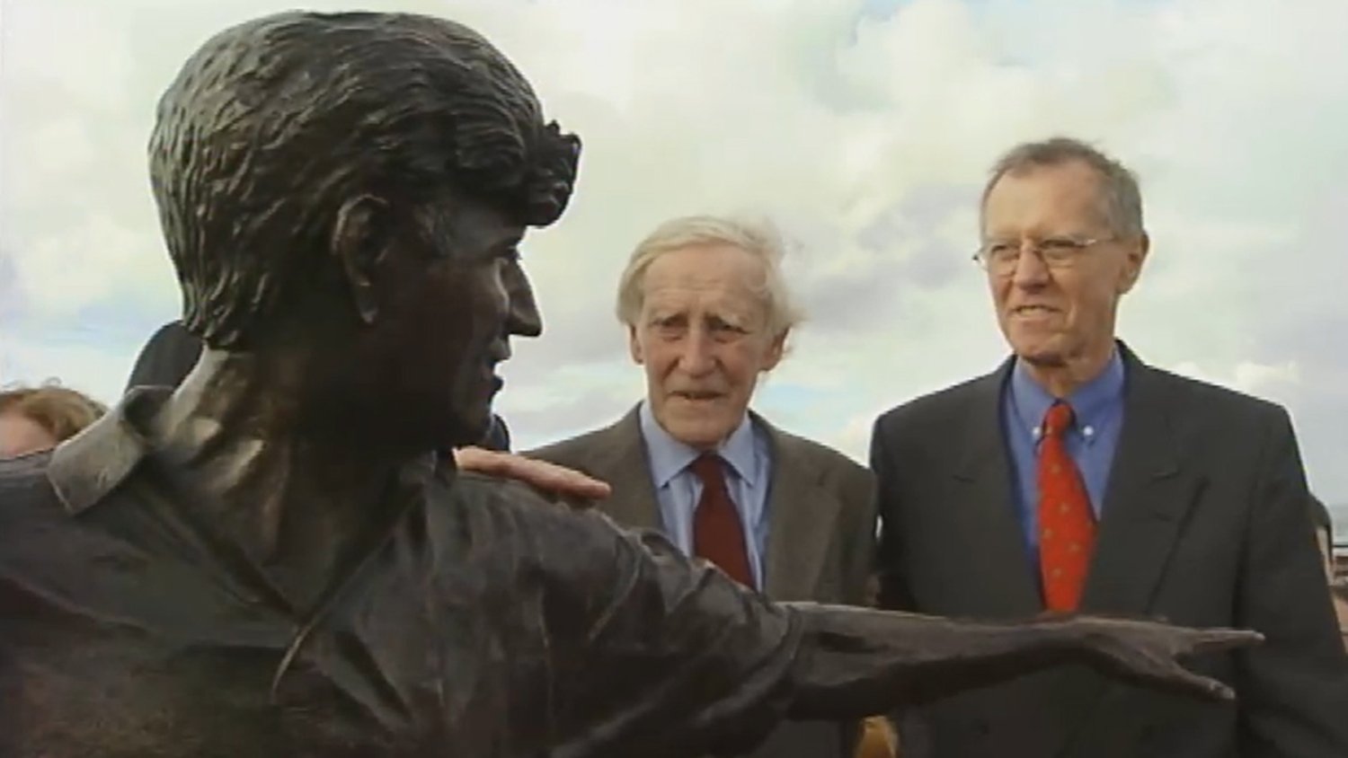 RTÉ Archives | Arts and Culture | Richard Harris Statue