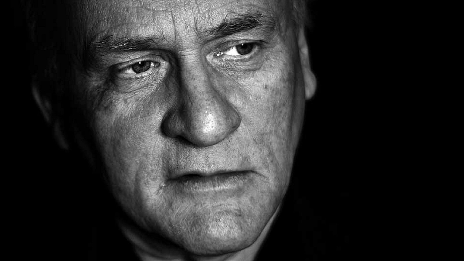 Poet Paul Durcan remembered by RTÉ Arena & Sunday Miscellany