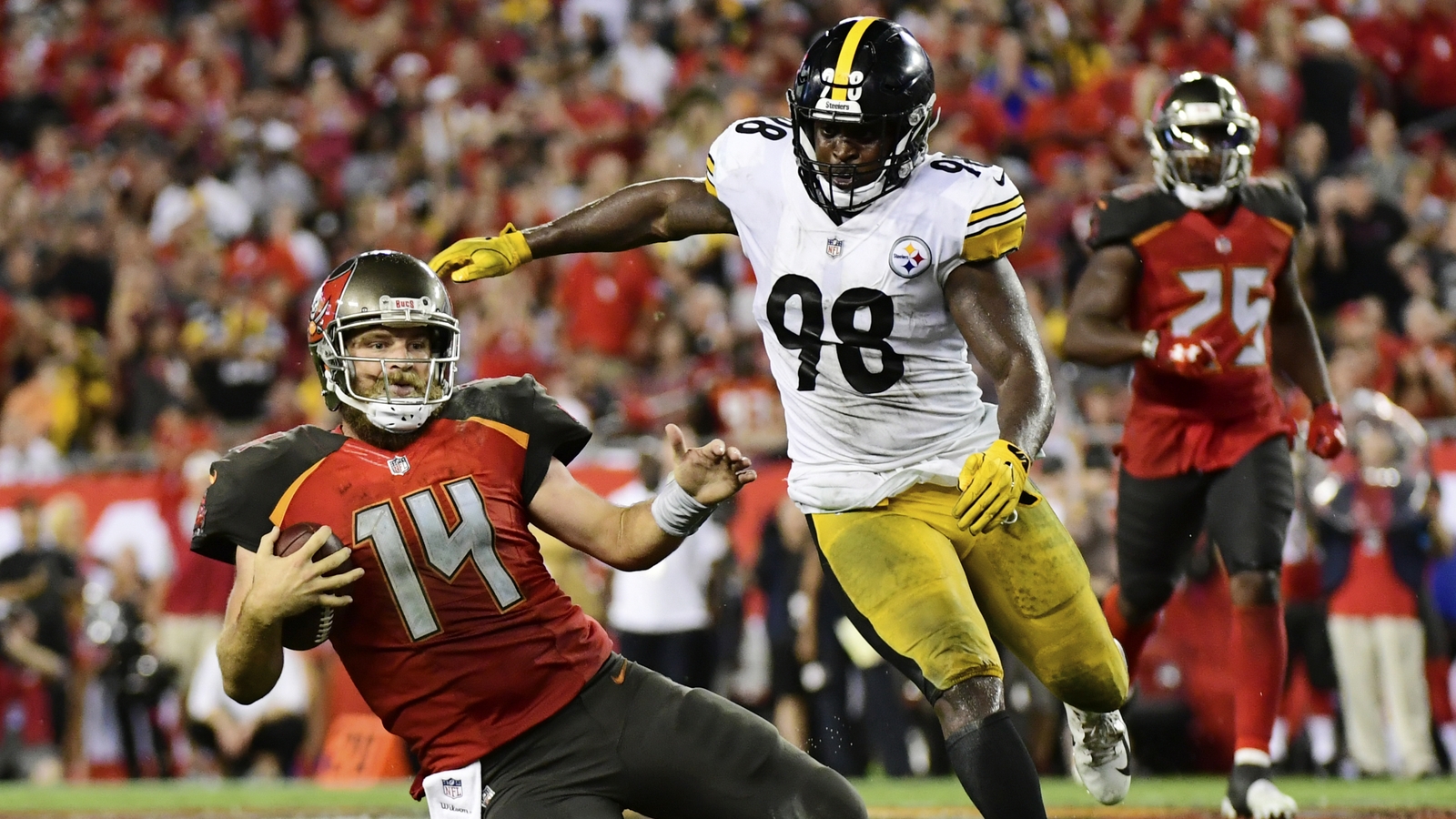 NFL: Bucs' winning start halted by Pittsburgh
