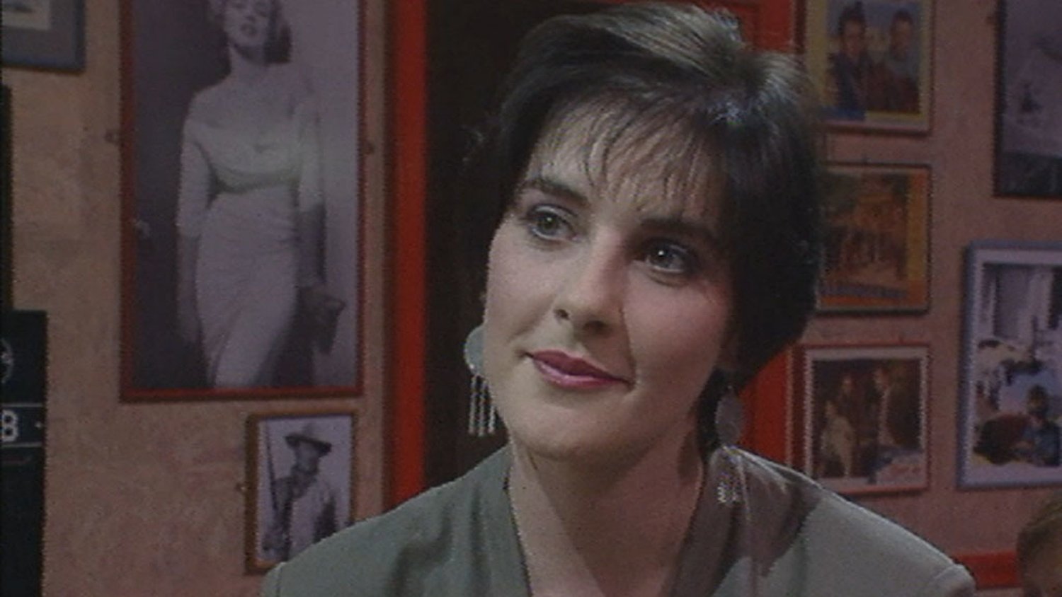 RTÉ Archives | Arts and Culture | Enya On The First Nighthawks