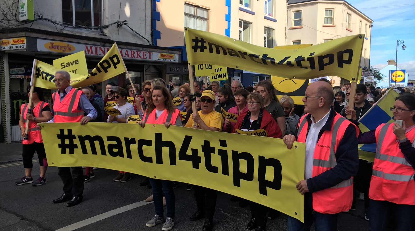 Thousands march in Tipperary over lack of investment
