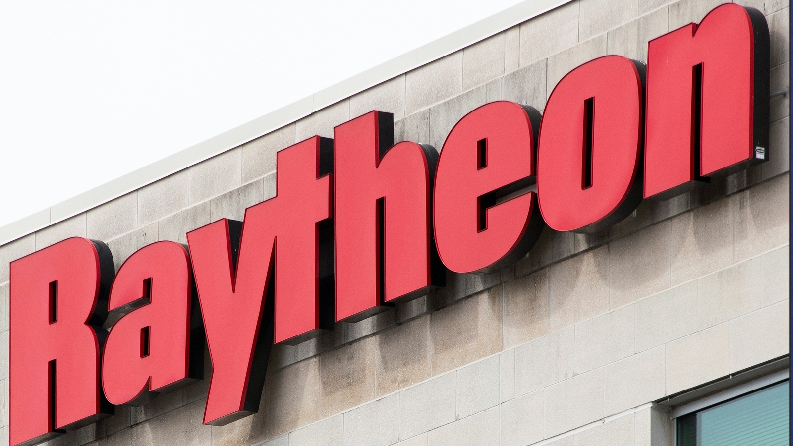 United Technologies, Raytheon both gain on merger