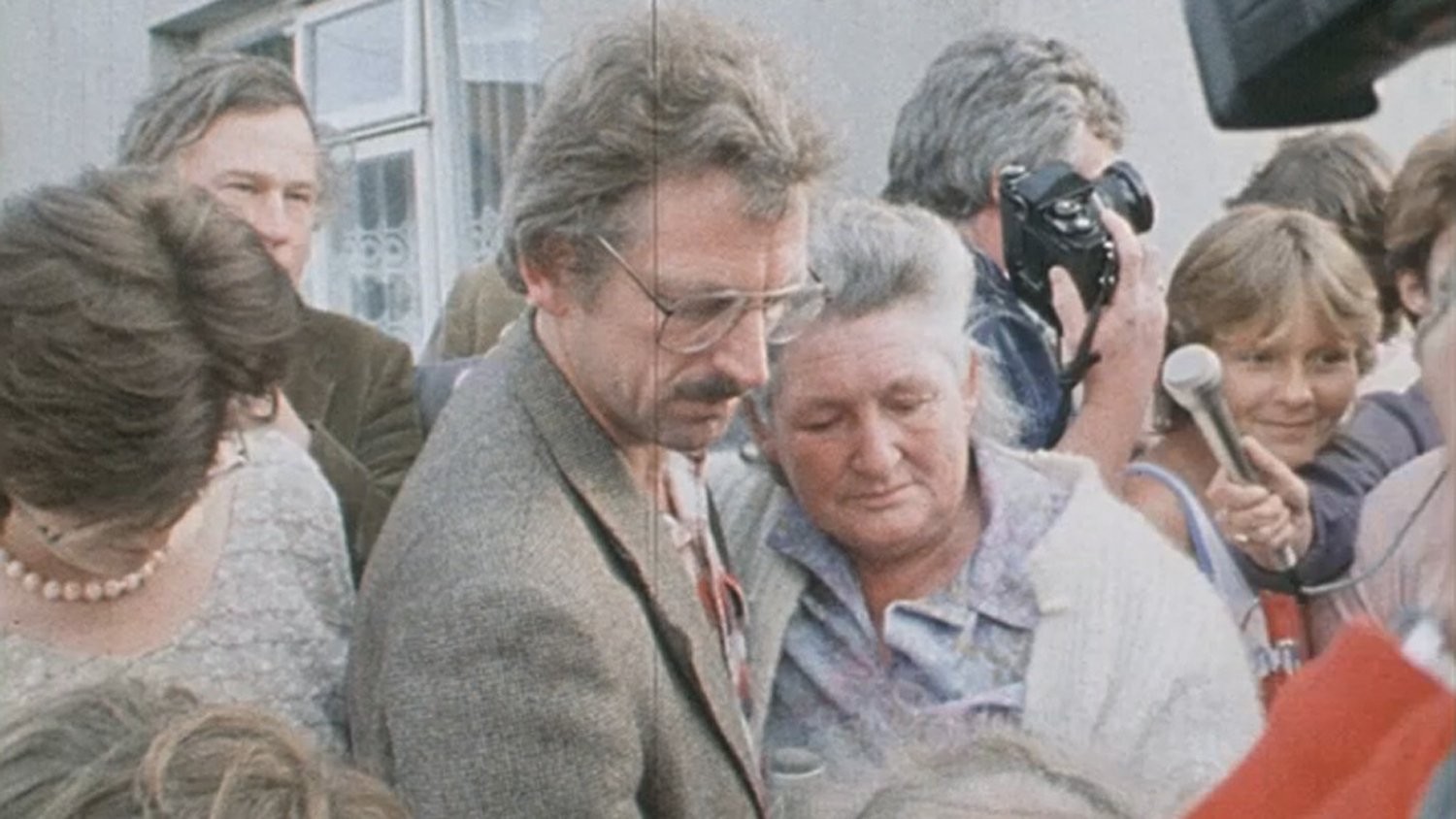 RTÉ Archives | Society | Nicky Kelly Released