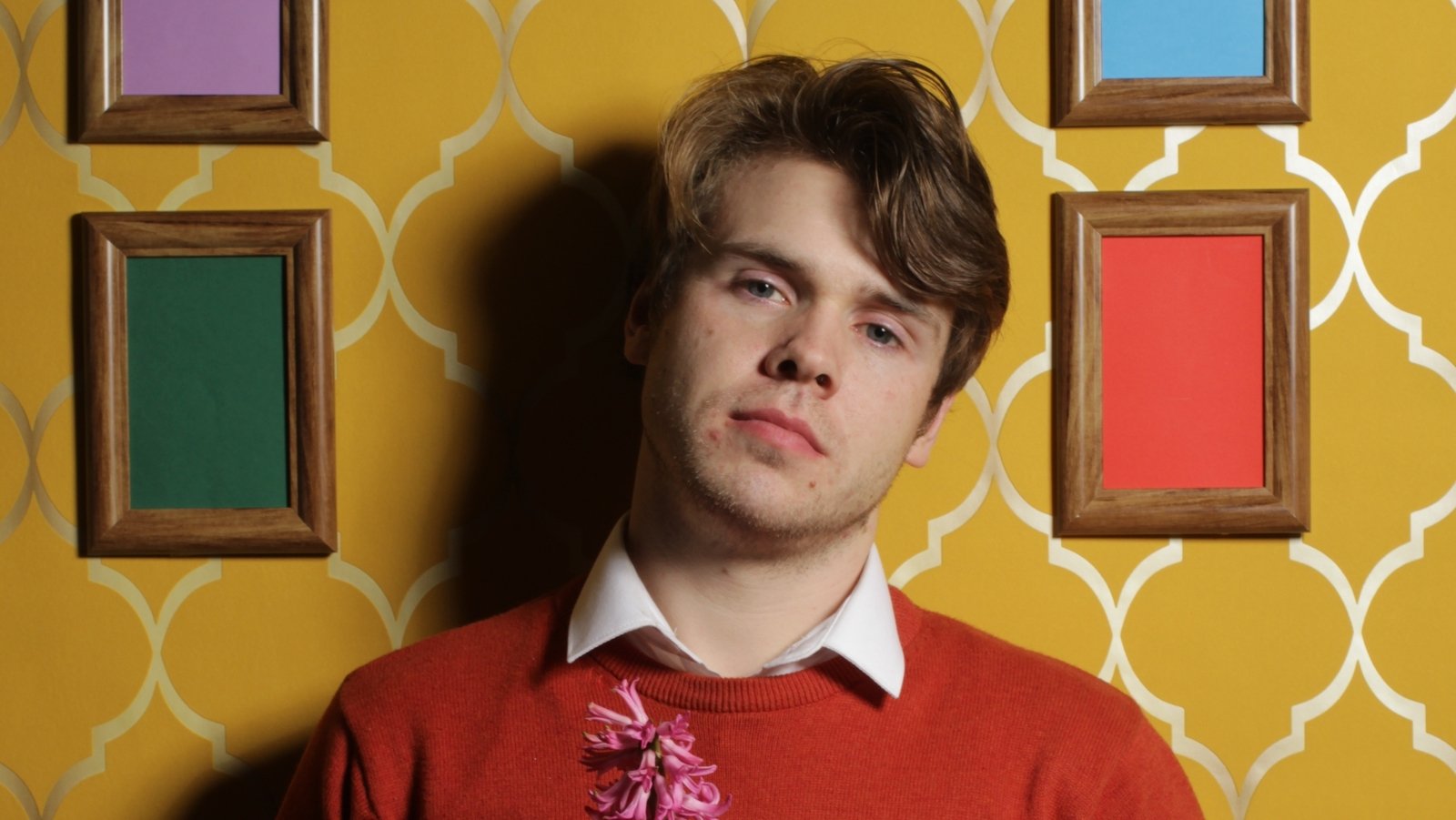 Pub chats and magic with Junior Brother