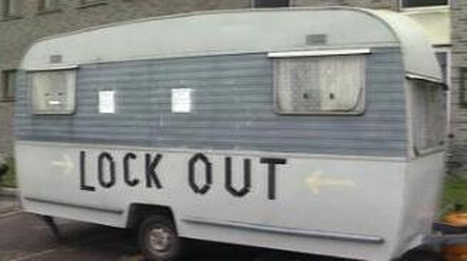 RTÉ Archives | Collections | Norco Workers Locked Out