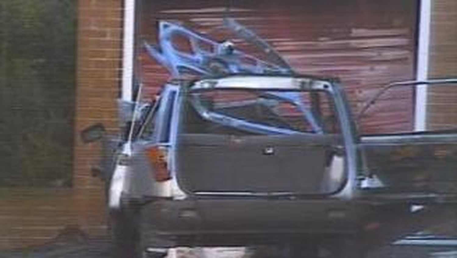 RTÉ Archives | Collections | Bomb Under Car In Belfast