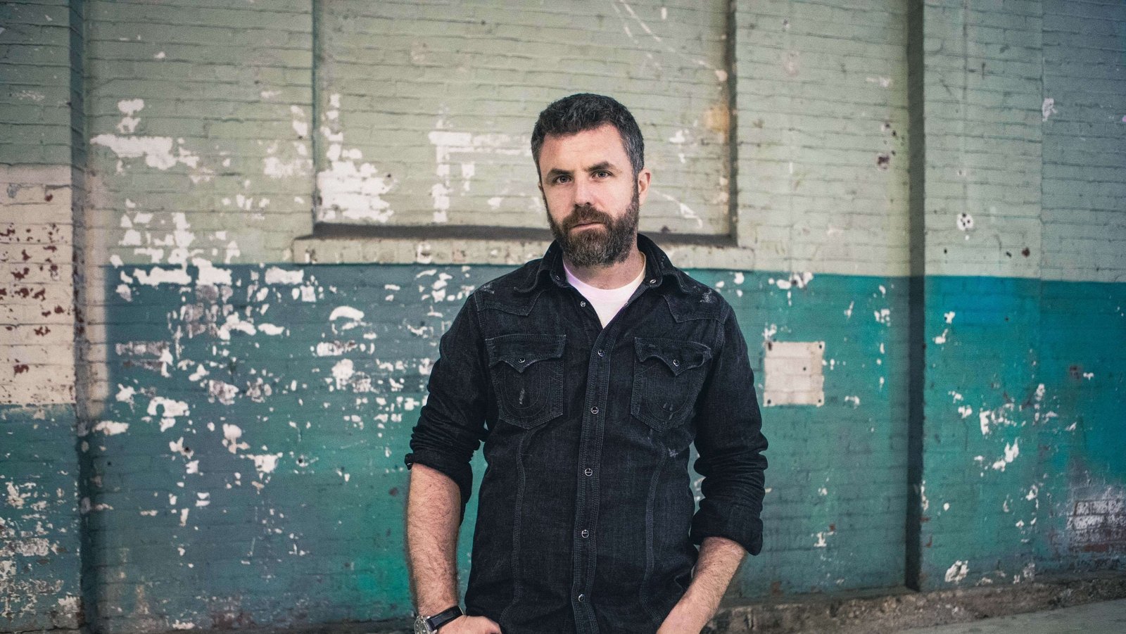 Mick Flannery signs to John Prine's Oh Boy Records
