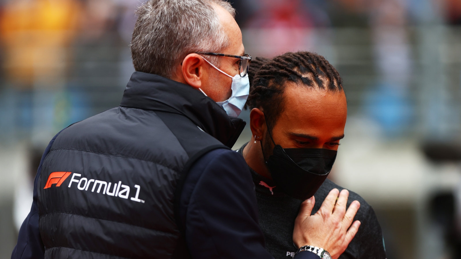 Lewis Hamilton defends radio outbursts