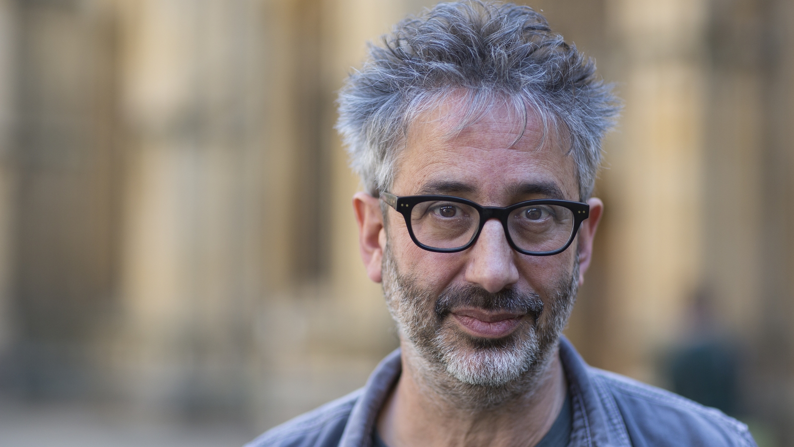 David Baddiel announces the death of his father