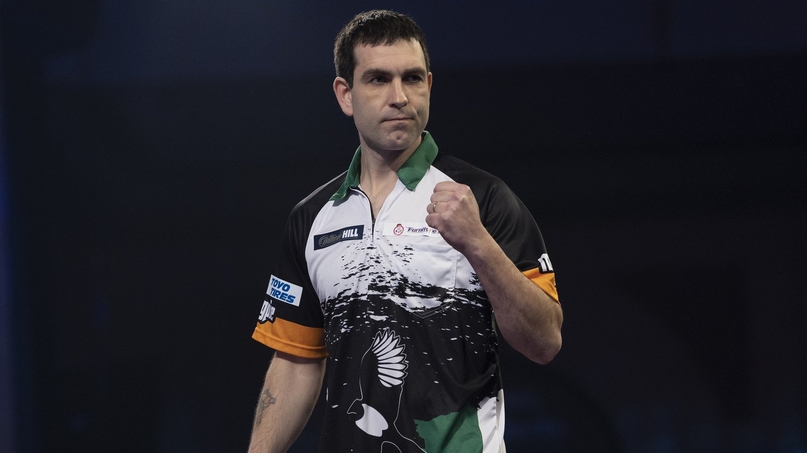 O'Connor hits nine-darter as Dolan reaches last eight