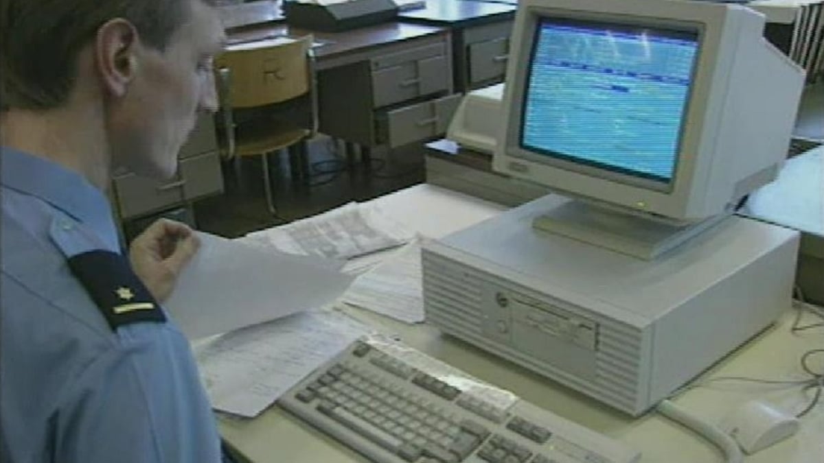 Report warns of lack of robust immigration checks because Ireland is ...