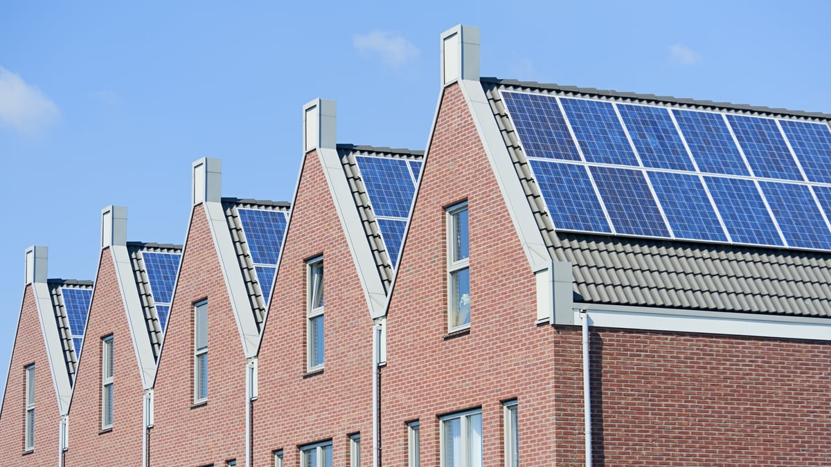 New rules could see solar panels installed without planning permission ...