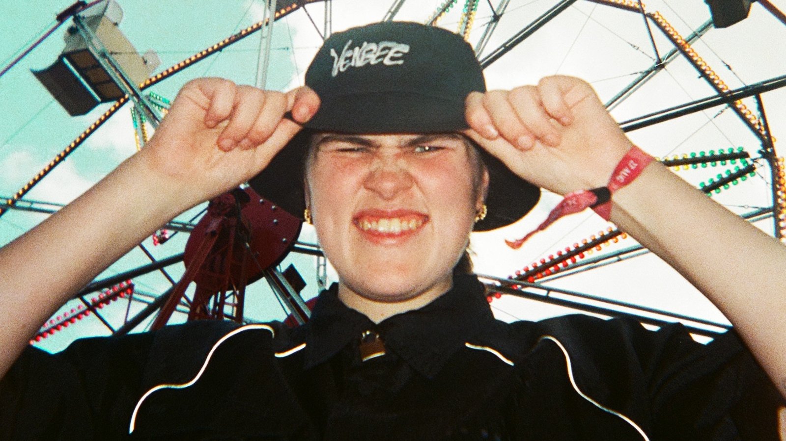 Behind The Music - Venbee