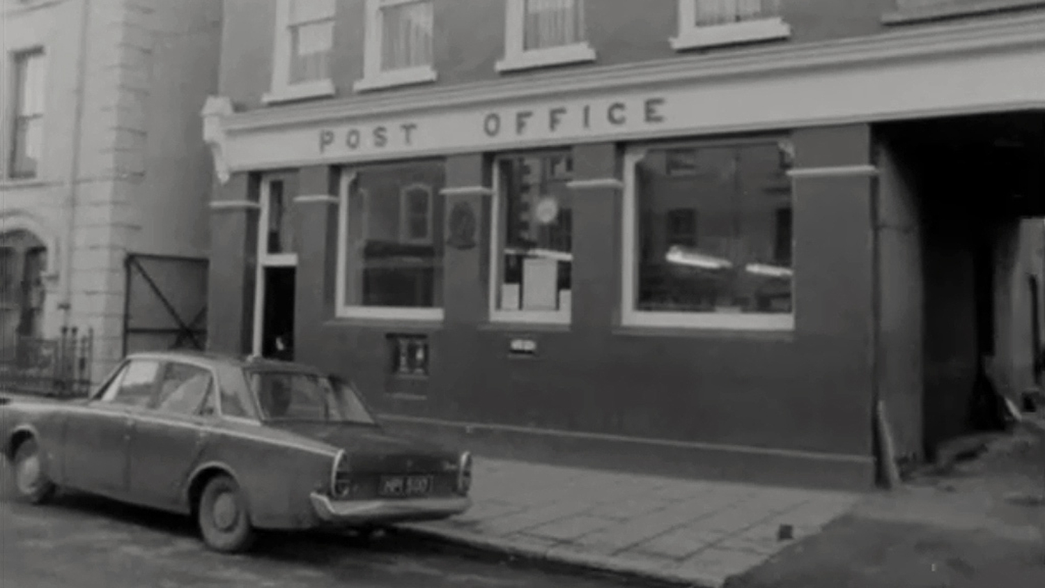 RTÉ Archives | Society | Midleton Post Office
