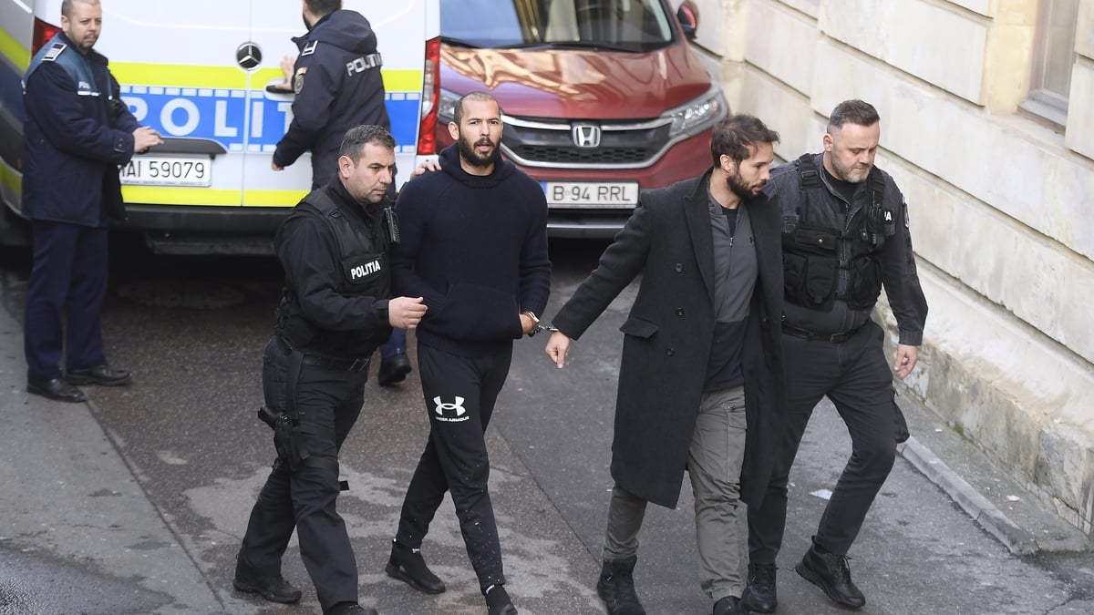 Andrew Tate on a private flight to the US following an intervention by ...