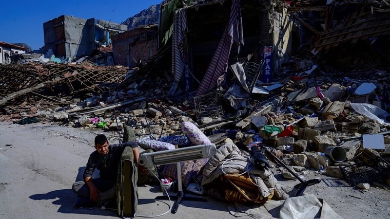 Náisiúín Aontaithe ag díriú orthu siúd a tháinig slán ón gcrith