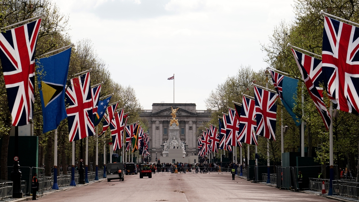 Should RTÉ show the coronation of King Charles III? | The Late Debate ...