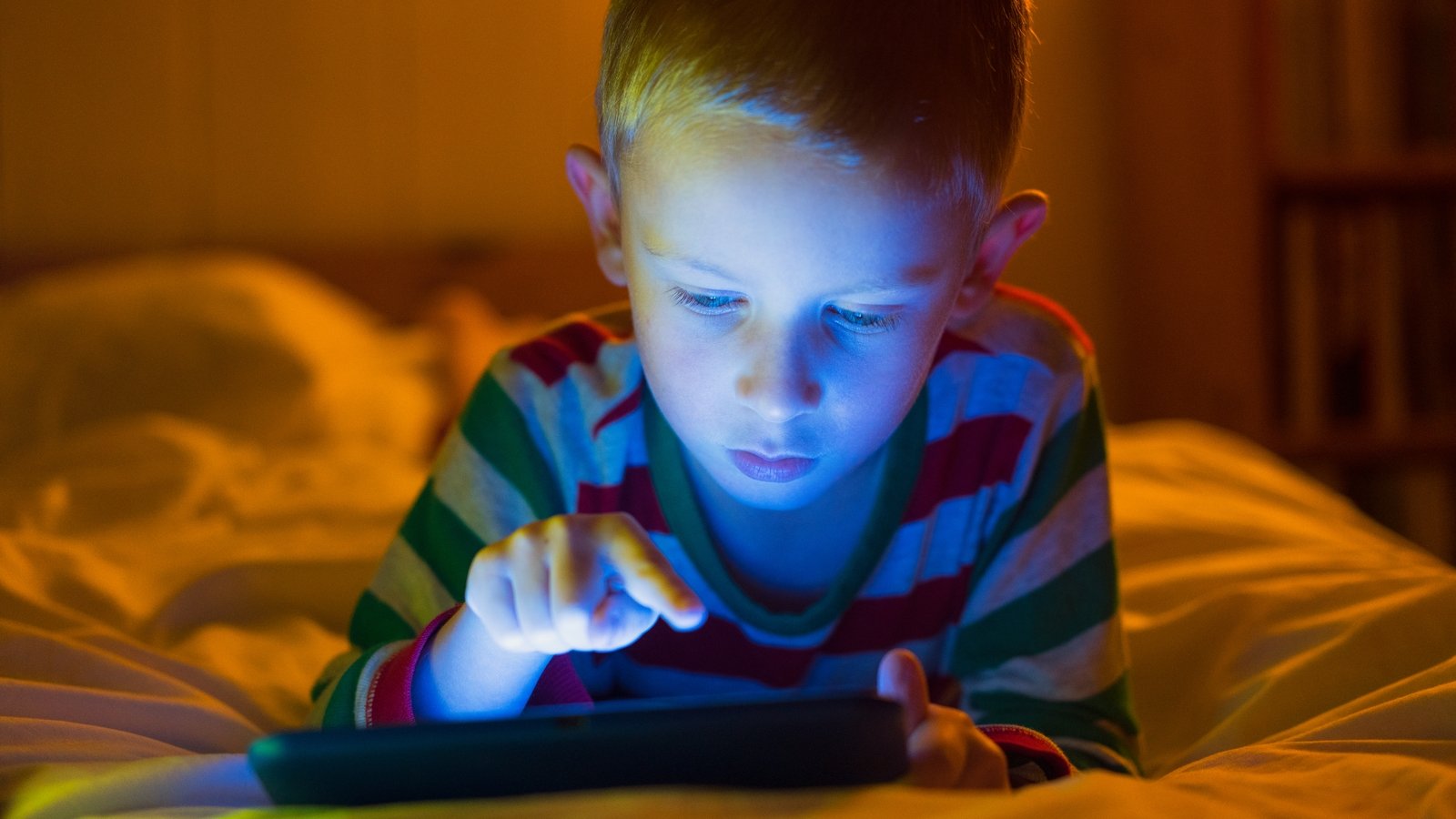 How too much screen time is changing children's eyes