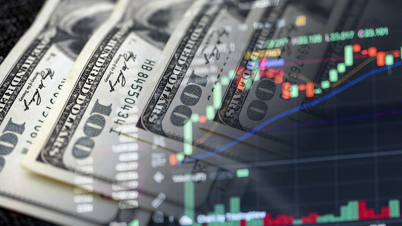 US consumer spending falls unexpectedly in May