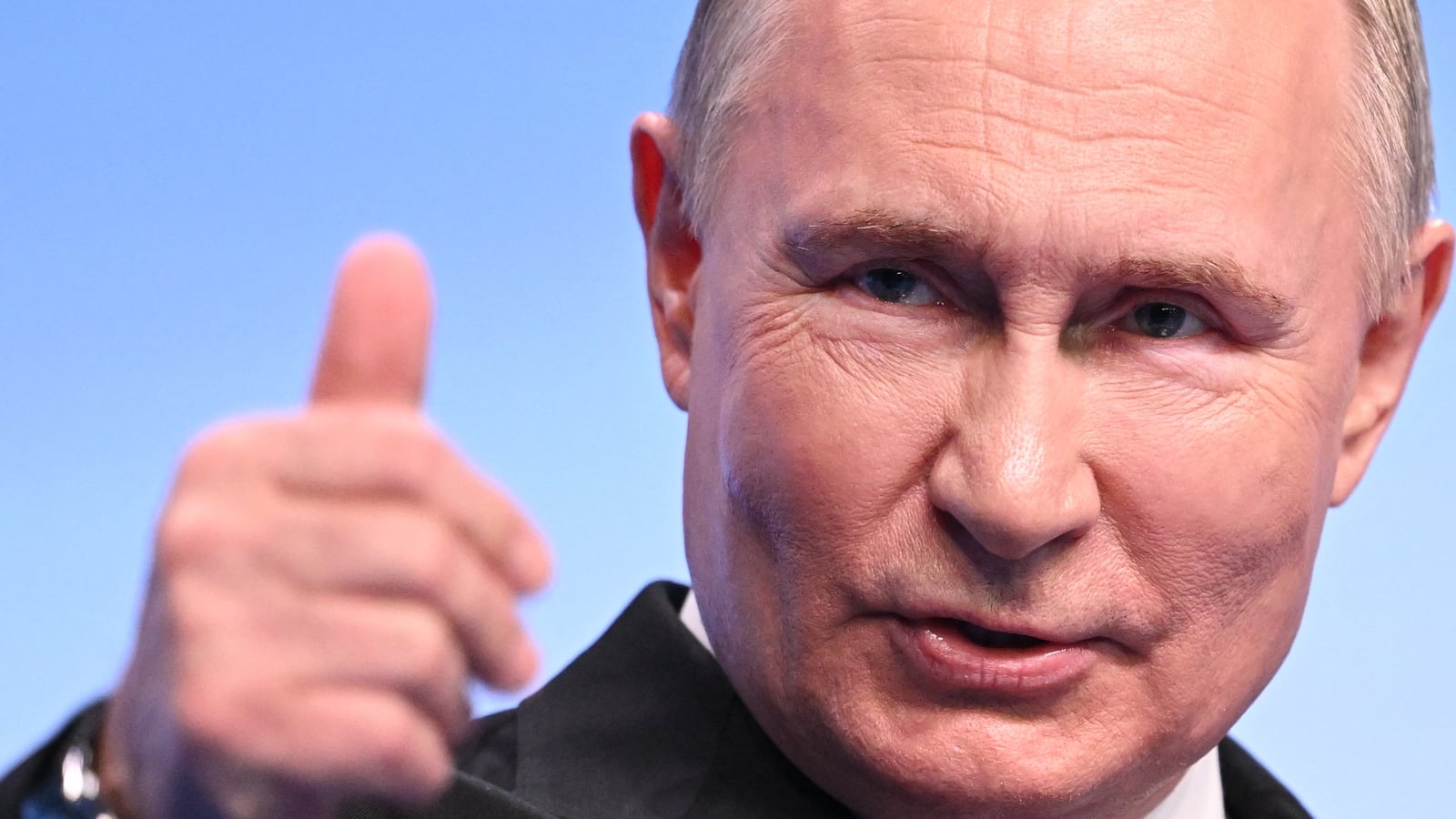 Putin wins Russia election in landslide victory