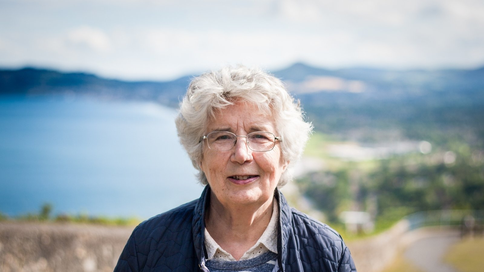 Athmháthair - Leabhar na Míosa - Léigh tuilleadh