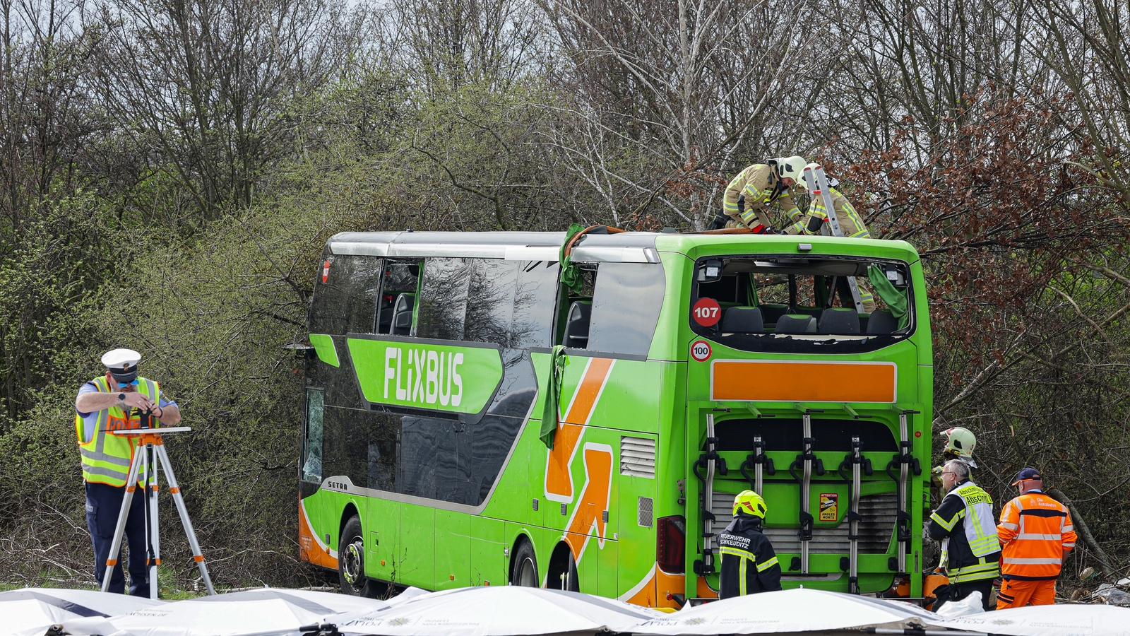 Five killed in coach crash on German motorway