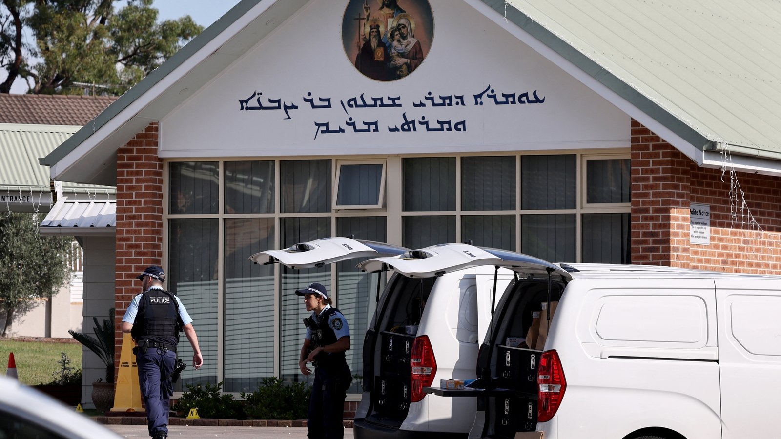 Seven arrested in Australian 'terrorism' raids - police