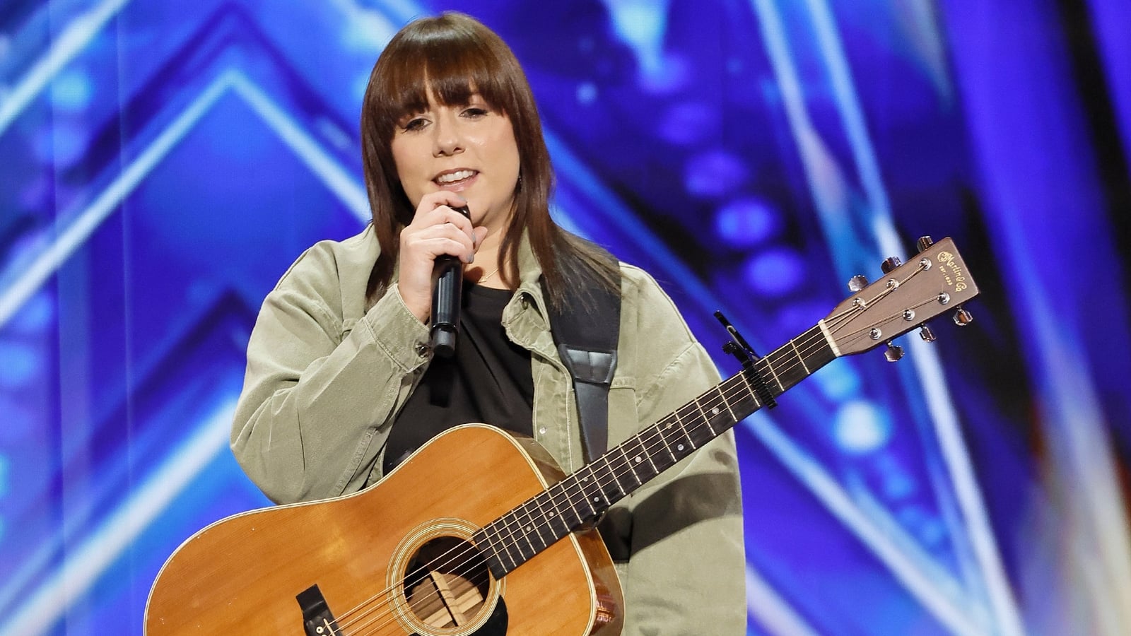 Irish singer Rainey wows on America's Got Talent