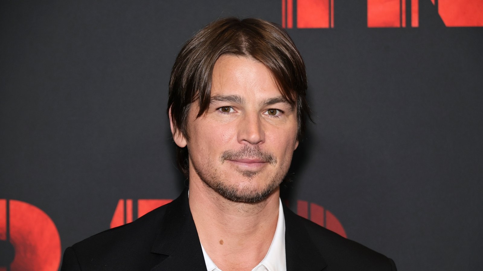 Josh Hartnett: Fan attention was 'borderline unhealthy'