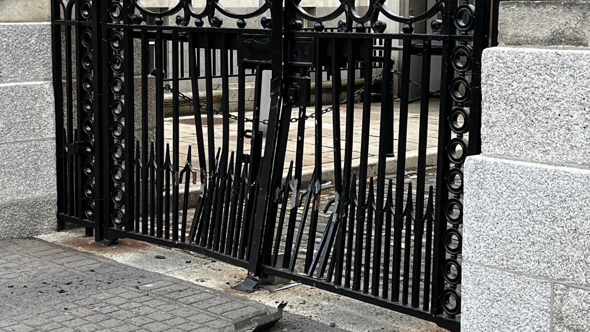 Gates at Government Buildings damaged in overnight incident | Today ...