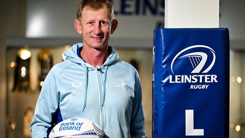 Cullen signs two-year deal to stay at Leinster to 2027