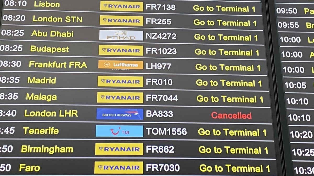 Airlines trying to re-route impacted Heathrow flights | Morning Ireland ...